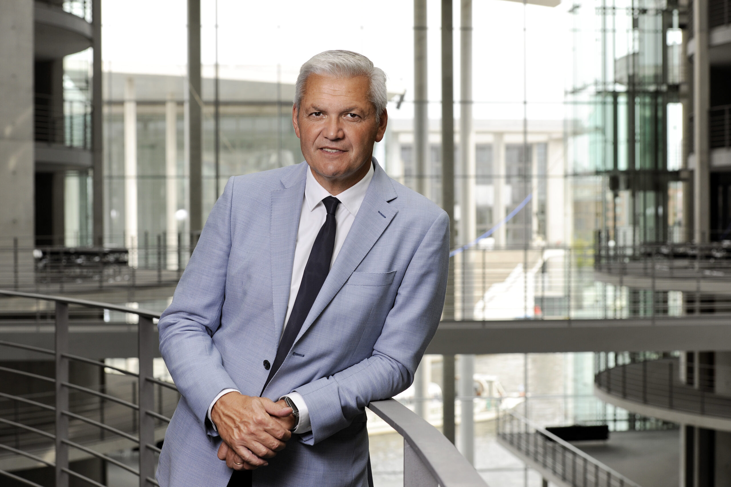 75 Jahre Bundestag: Hubert Hüppe MdB lädt ein zur Teilnahme an ...